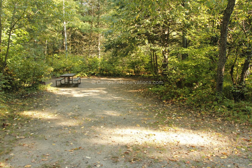 Campsite 453 in Roe Campground at Arrowhead Provincial Park, Ontario ...