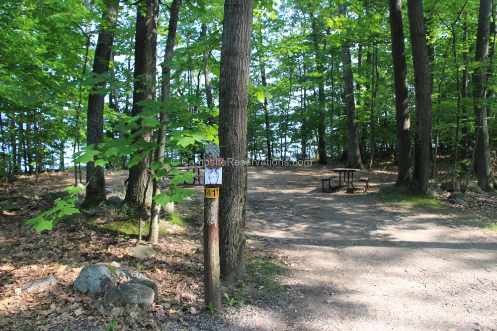 Campsite 1411 in Lighthouse Point Campground at Killbear Provincial ...