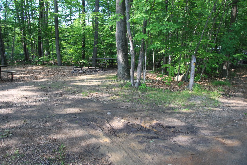 Campsite 1434 in Lighthouse Point Campground at Killbear Provincial ...