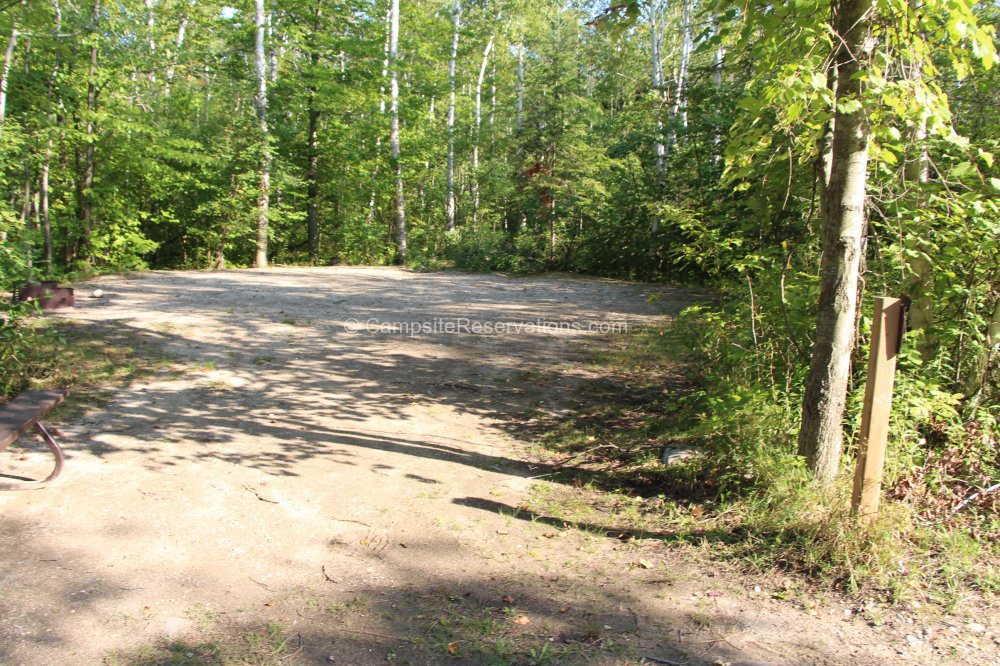 Photo of Campsite 277 in Huron Campground at MacGregor Point Provincial ...
