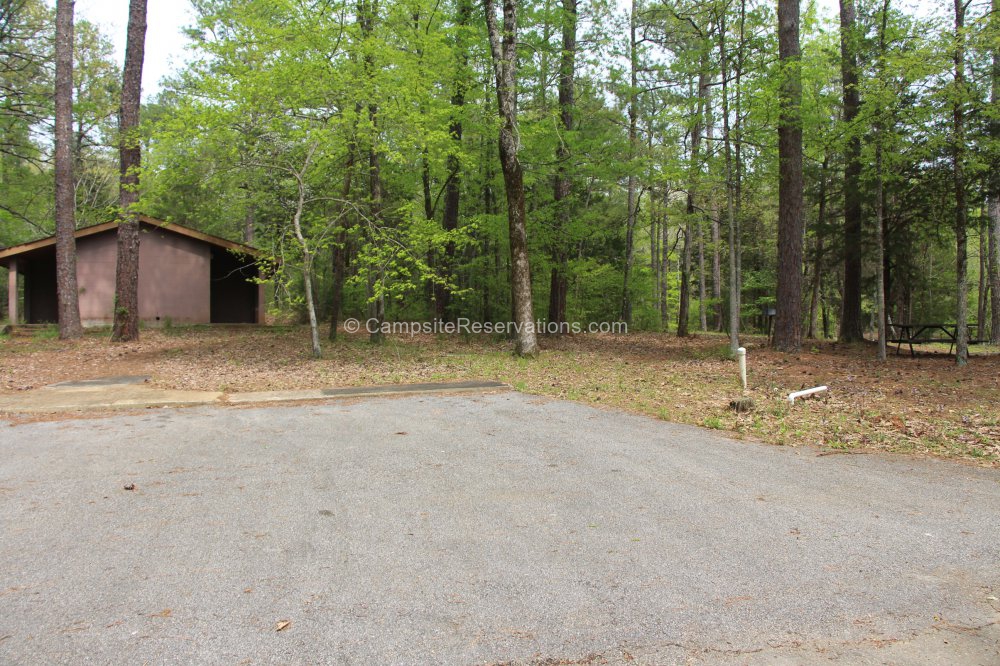 Tishomingo State Park Campground at Tishomingo State Park, Mississippi ...