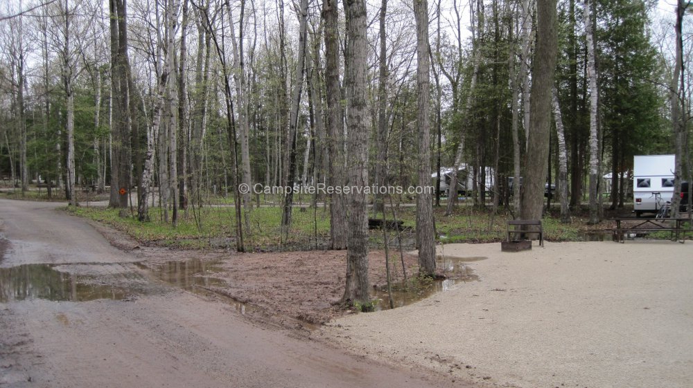 Photo of Campsite 33E in Daisy Field South Campground at Potawatomi ...