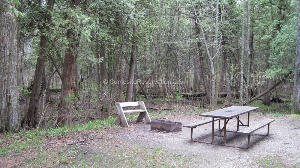 Campsite 21 in Daisy Field South Campground at Potawatomi State Park ...