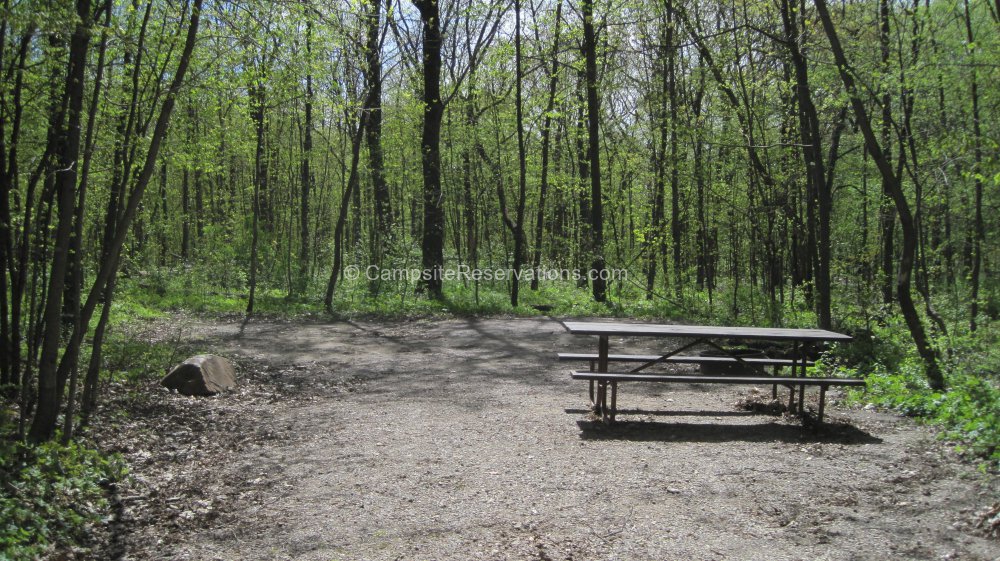 Campsite 408 in Ice Age Campground at Devil's Lake State Park ...