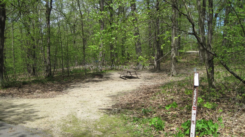 Campsite 235 in Northern Lights Campground at Devil's Lake State Park ...